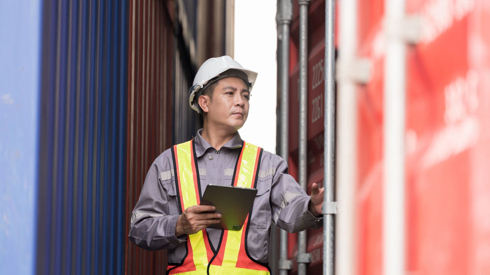 Get a smarter grip on your supply chain with SAP Business One - Logres